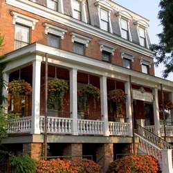 Batcheller Mansion Inn - Downtown Saratoga Springs Lodging