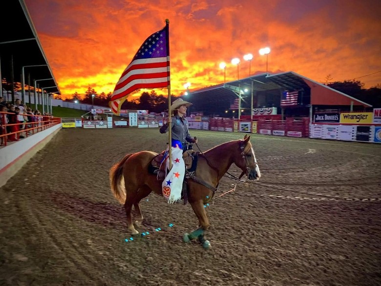 Painted Pony Championship Rodeo: Rodeo in Lake Luzerne, NY