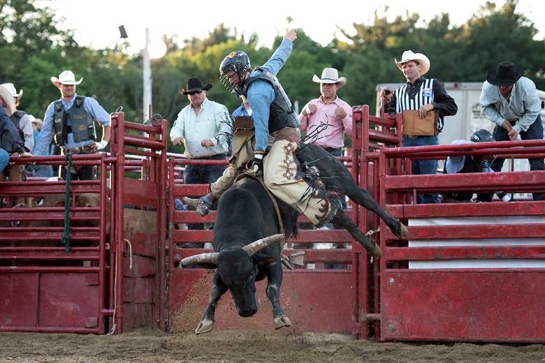 Painted Pony Championship Rodeo: Rodeo in Lake Luzerne, NY