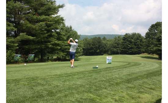 Brookhaven Golf Course: 18-Hole Golf Course in Porter Corners, NY