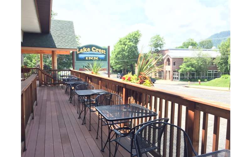 Lake Crest Inn: An Adirondack-Style, Lakefront Hotel in Lake George, NY