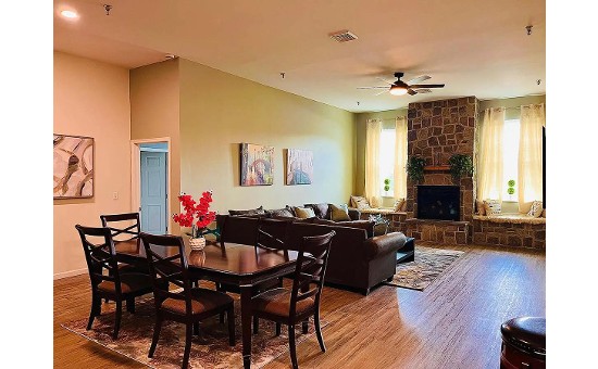 Mountain View: 2-Bedroom Vacation Rental in Lake George