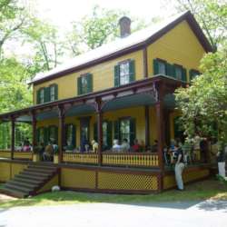 Batcheller Mansion Inn - Downtown Saratoga Springs Lodging