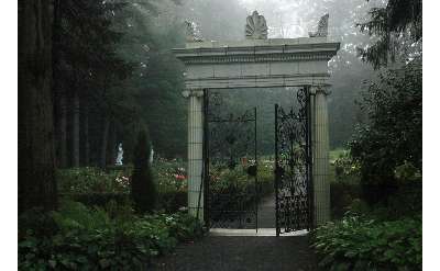 Yaddo Gardens In Saratoga Springs: A Magical & Historic Artist Retreat ...
