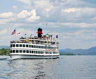 Things to Do in Lake George for Couples: Romance Guide