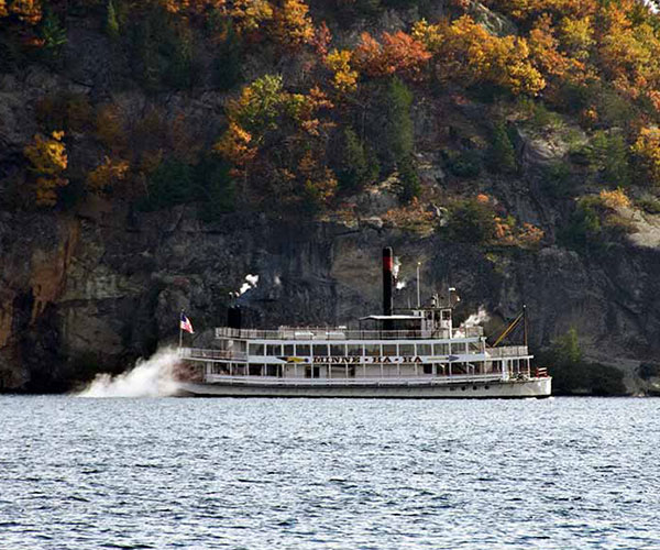 Lake George Fall Foliage: Unique Ways to Enjoy the Colors