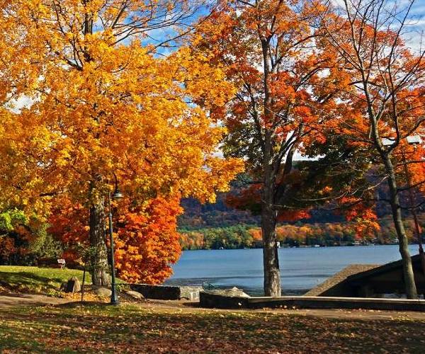Lake George Fall Foliage: Unique Ways to Enjoy the Colors