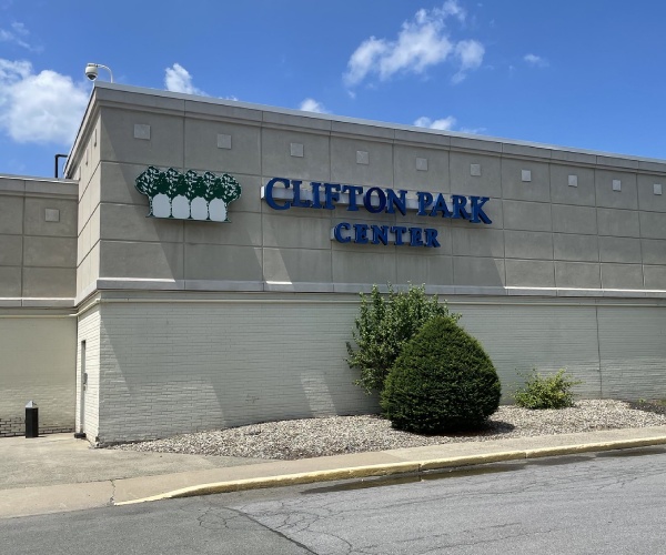 Hot Spots in Clifton Park, NY: Recreation, Shopping, and More