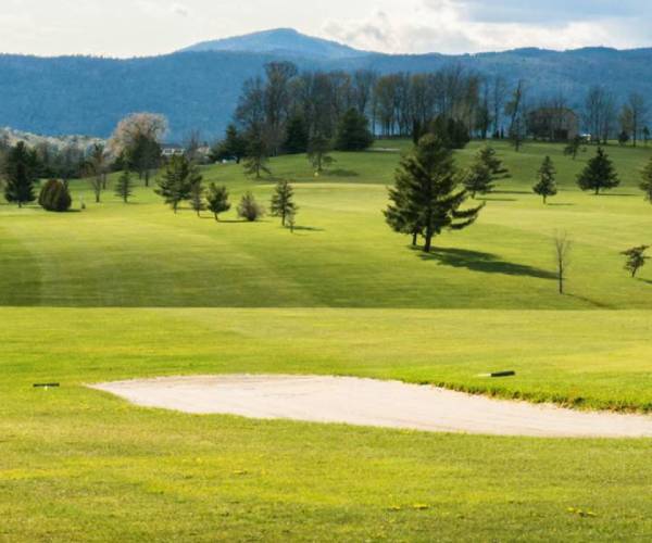 The Ultimate Guide to Golfing in Saratoga Springs, NY