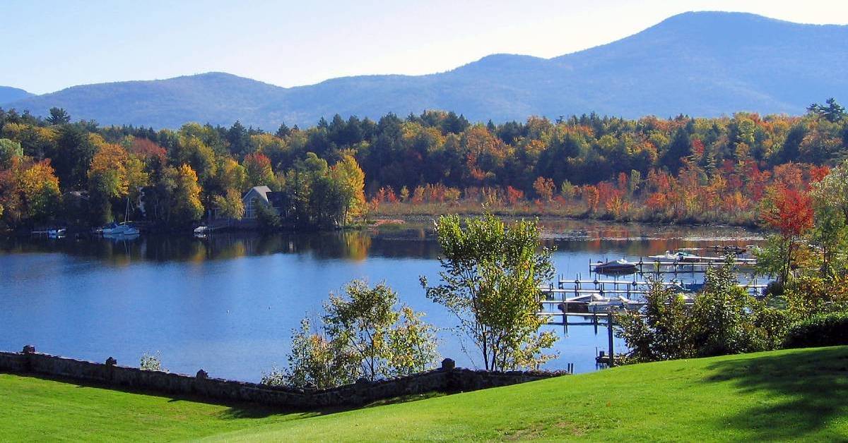 9 Book-Direct Lake George Resorts | Hidden Gems in Lake George, NY