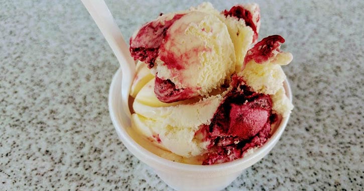 Get The Scoop On This Epic Ice Cream Crawl Near Lake George