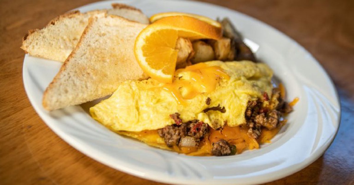 9 of the Best Breakfast Spots In & Near Lake George, NY
