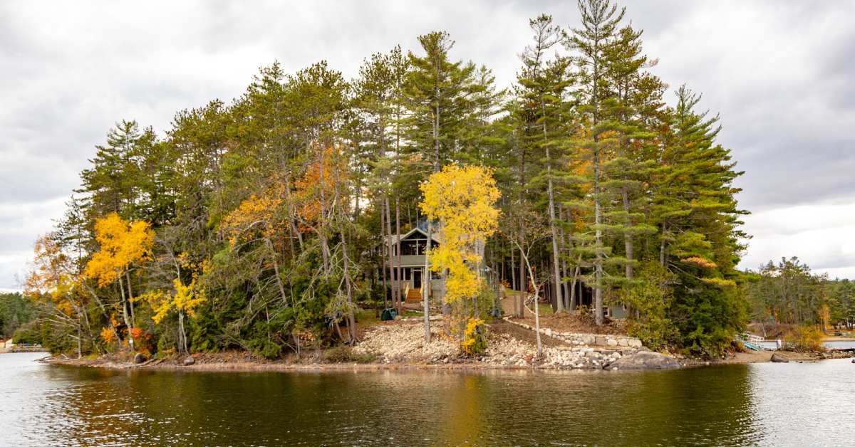 Unique Lodging in Lake George for Families or Couples
